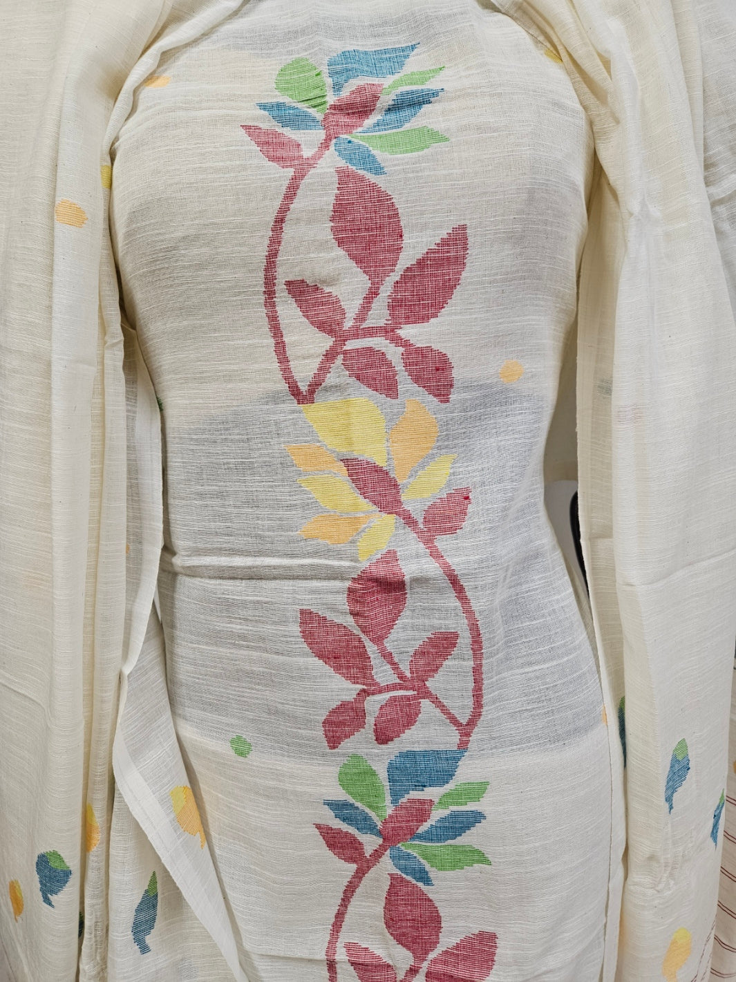 Timeless Classic: Off-White Cotton Jamdani Kurta Set by Balaram Saha