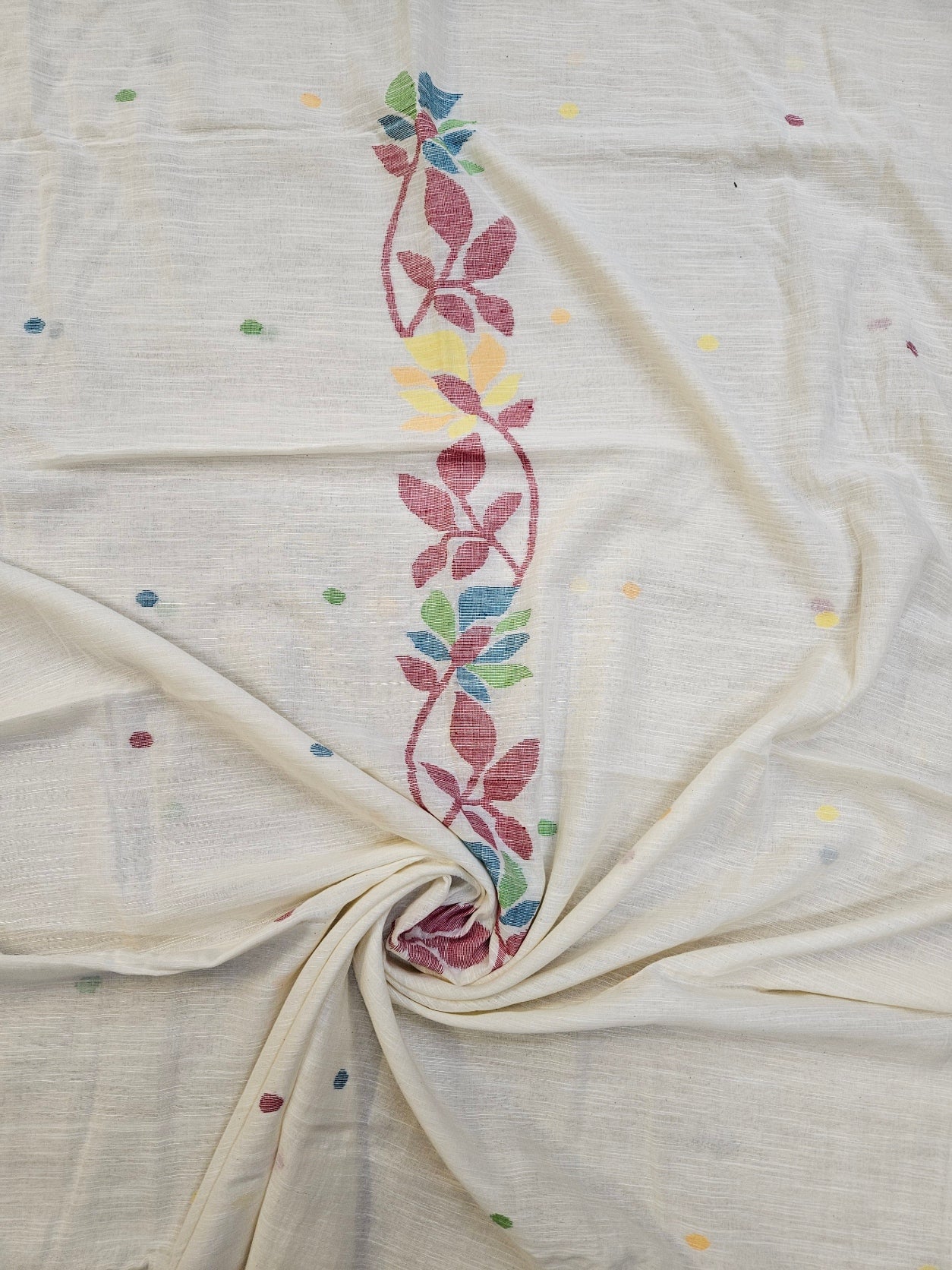 Timeless Classic: Off-White Cotton Jamdani Kurta Set by Balaram Saha